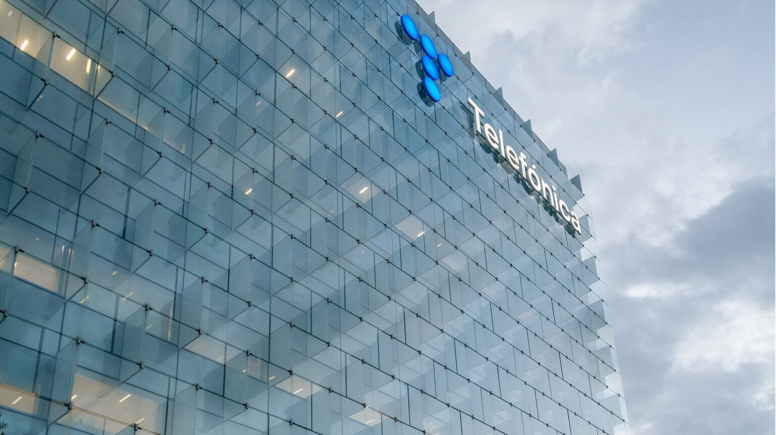 Telefónica, operadora del servicio universal telco 2025-2026