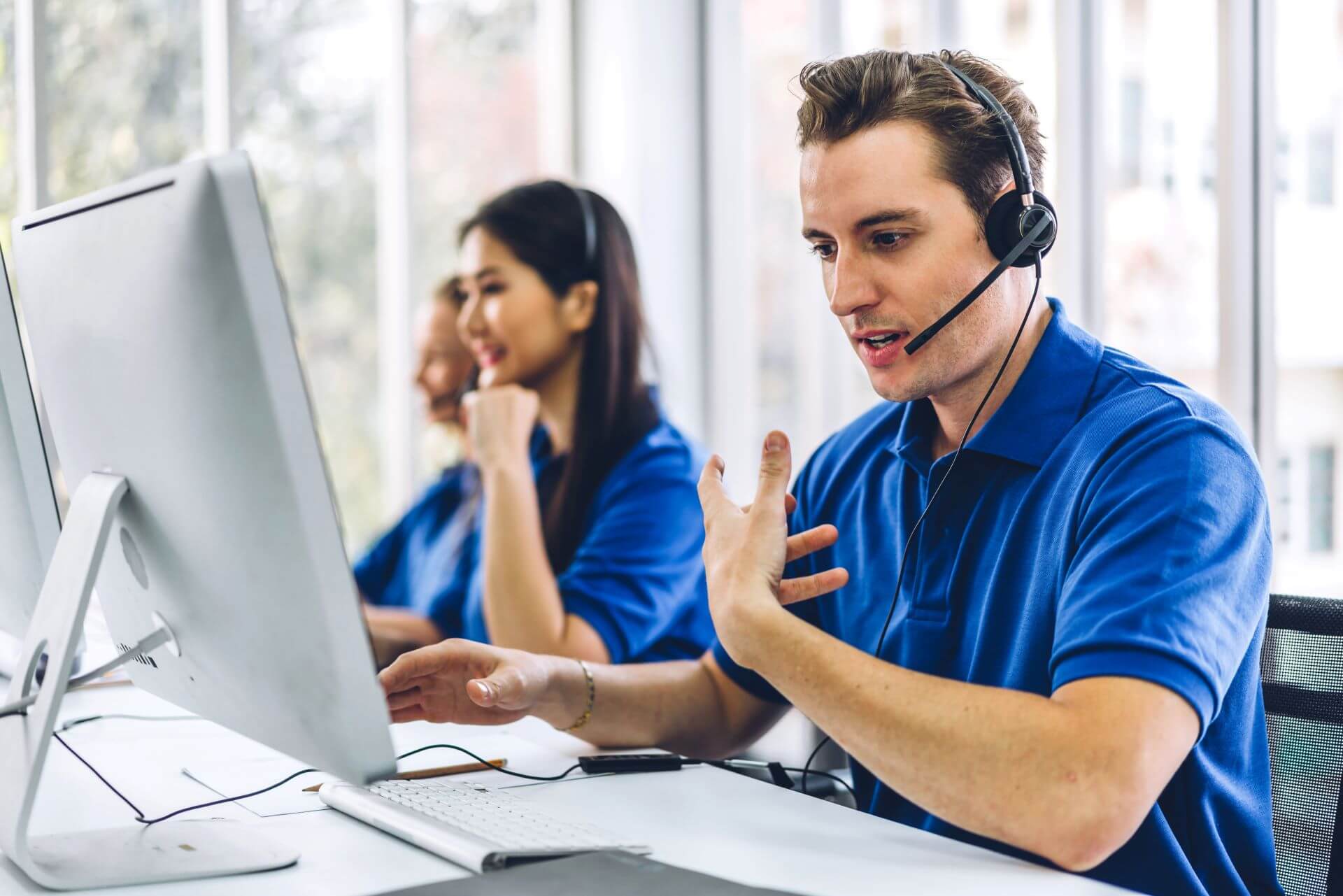 Qué es un contact center. Ventajas y cómo funciona